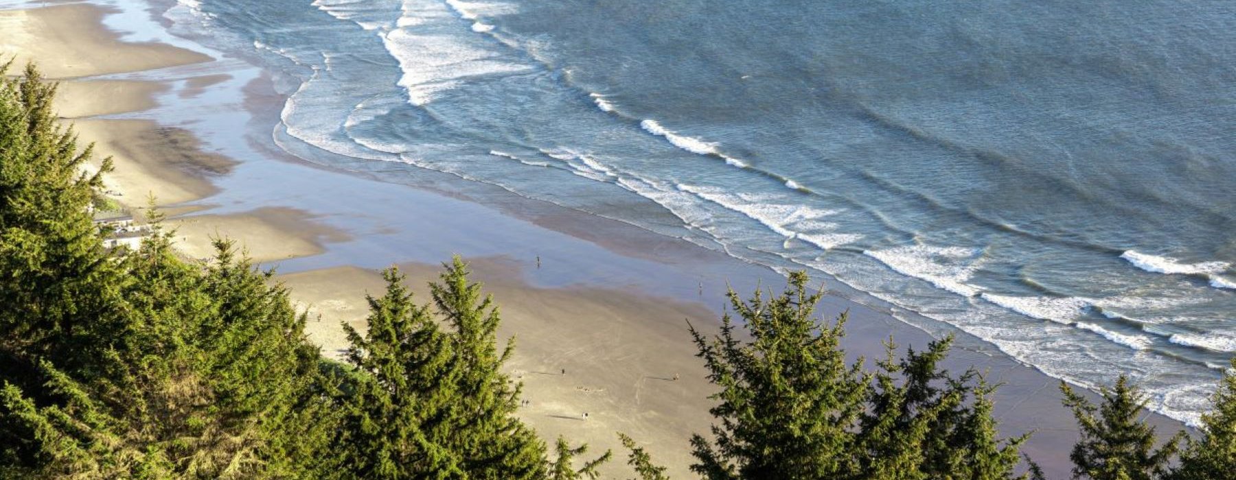 Escape to Gold Beach Inn: Spring Savings